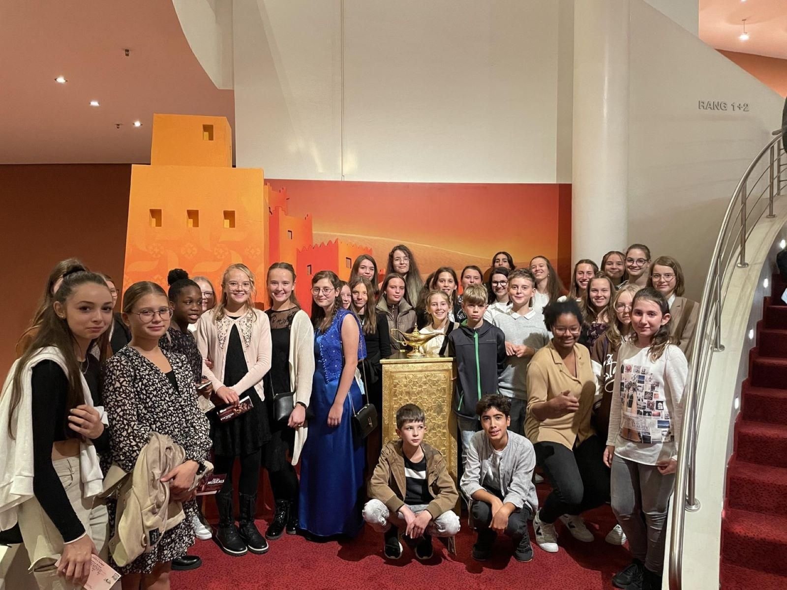 Realschule Trossingen fährt zu „Aladdin“