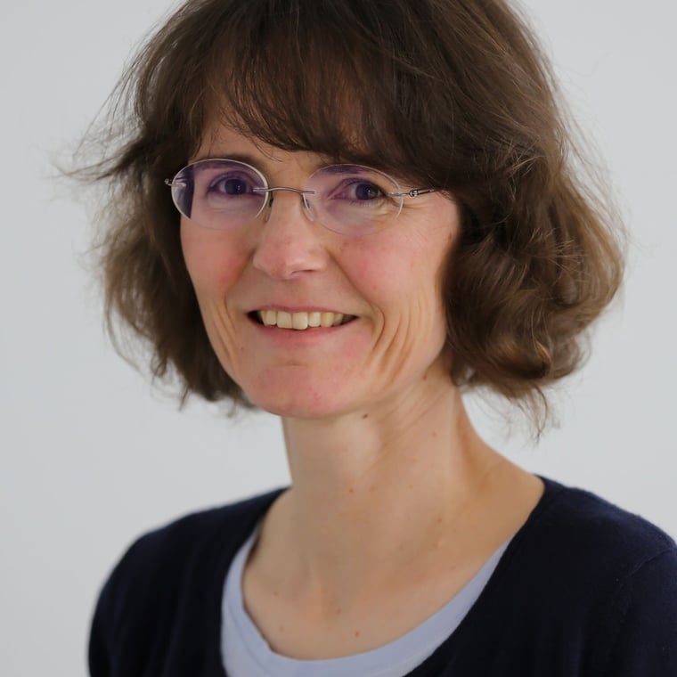 Politprominenz verabschiedet ersten grünen Bürgermeister Deutschlands