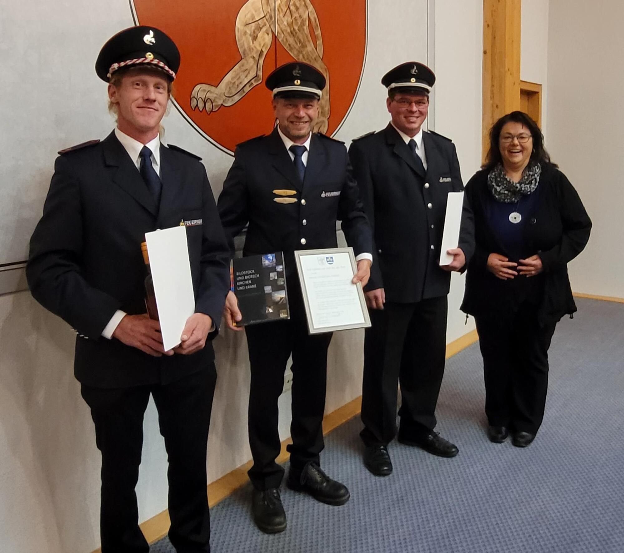 Kommandanten-Wechsel bei der Feuerwehr Rot an der Rot - Haslach