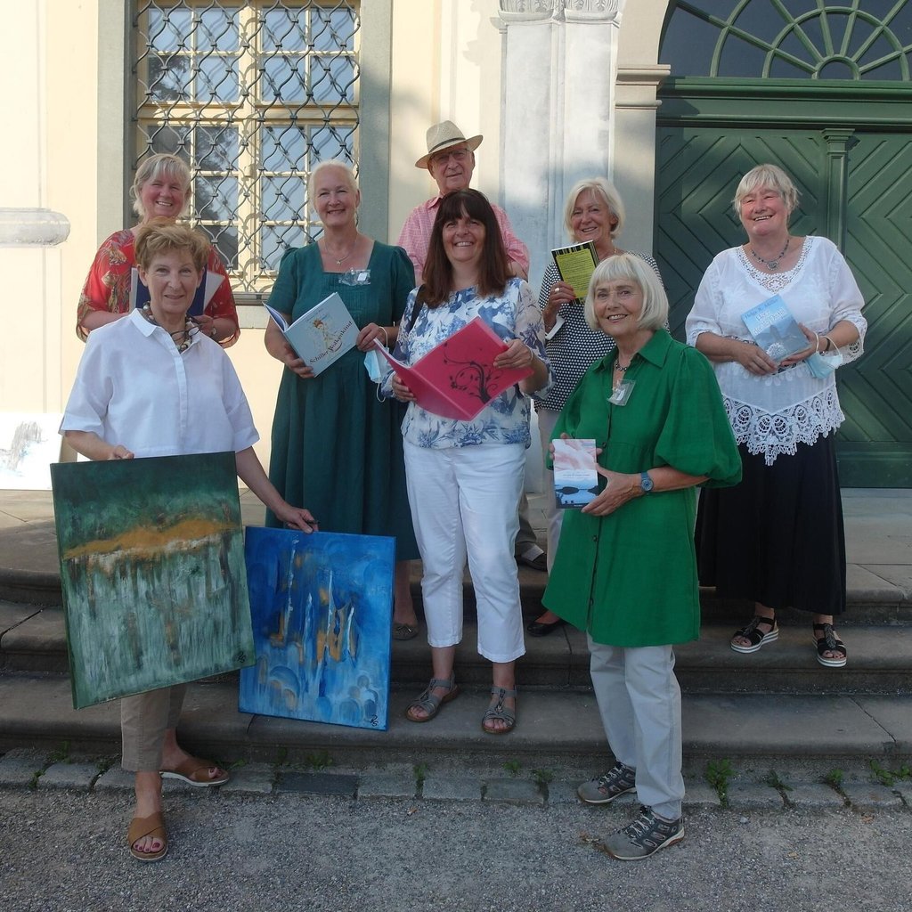 Sommerliche Jubiläumslesung auf der Schloss-Terrasse