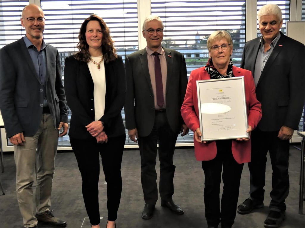 Manuela Ruess ist neue Vorsitzende des Arbeitskreises UfH