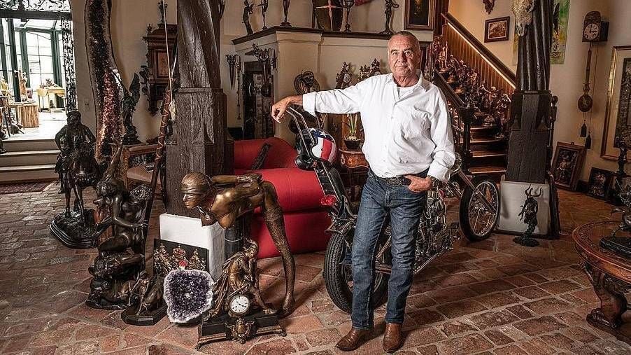 Der bunte Hund: Liqui Moly-Chef Ernst Prost im Ruhestand