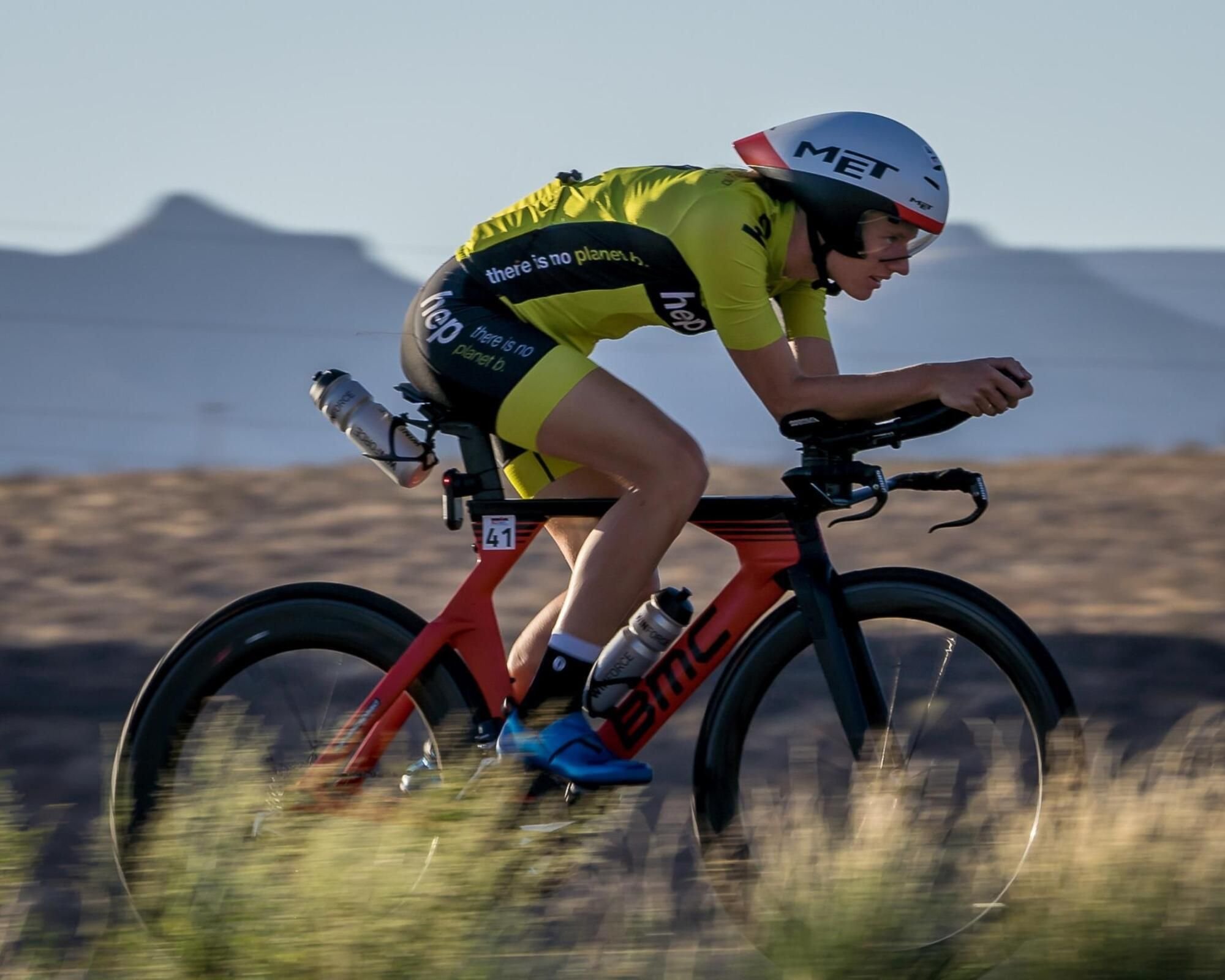 Für Anne Reischmann erfüllt sich mit Platz zehn bei der Triathlon-WM ...