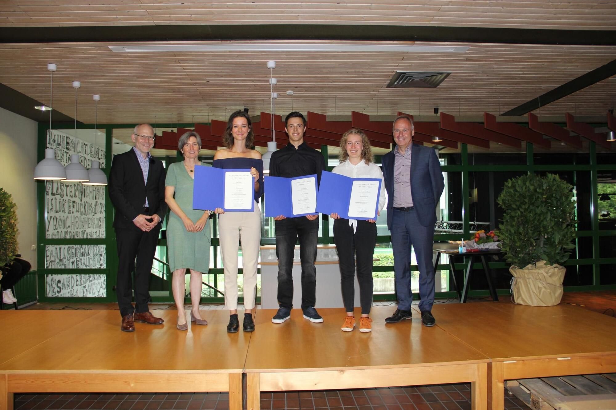 Zeugnisübergabe Berufskollegs