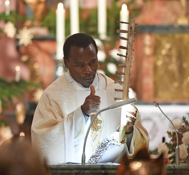 Pfarrer Henry nimmt viele Eindrücke mit nach Hause