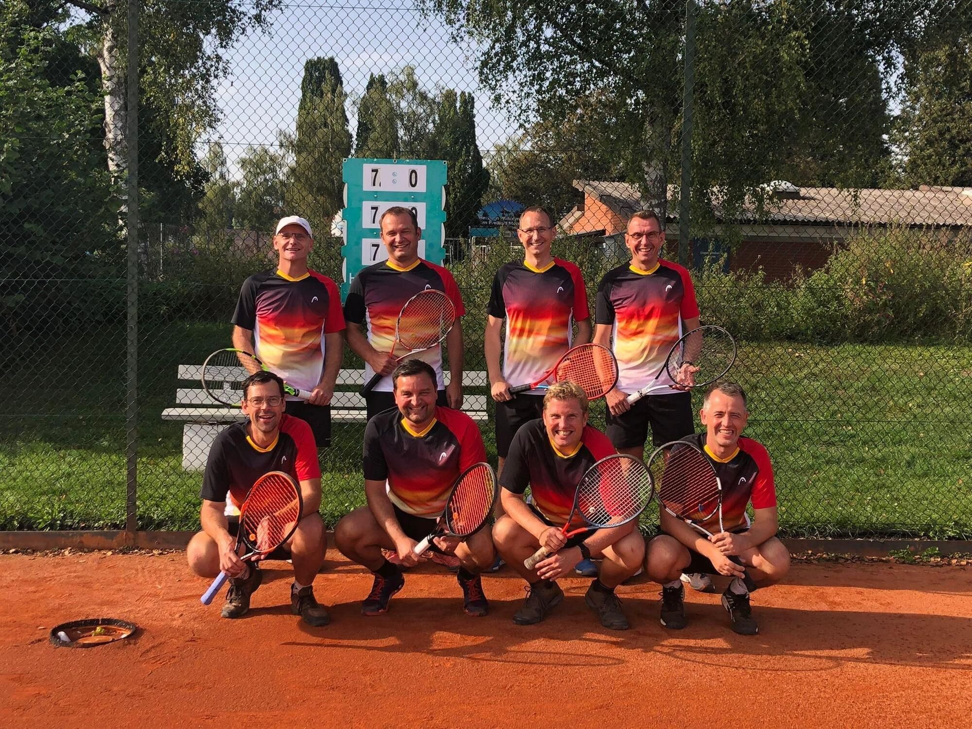 Senioren 40 des TC Mengen steigen auf