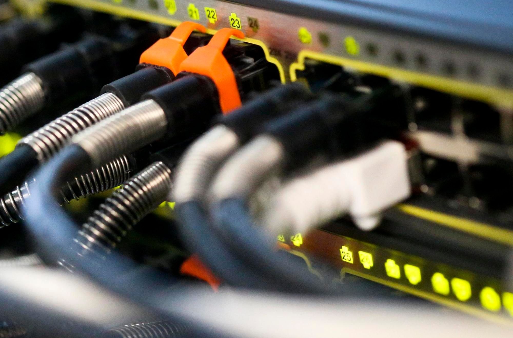 Neuer Server und Software für die Schule