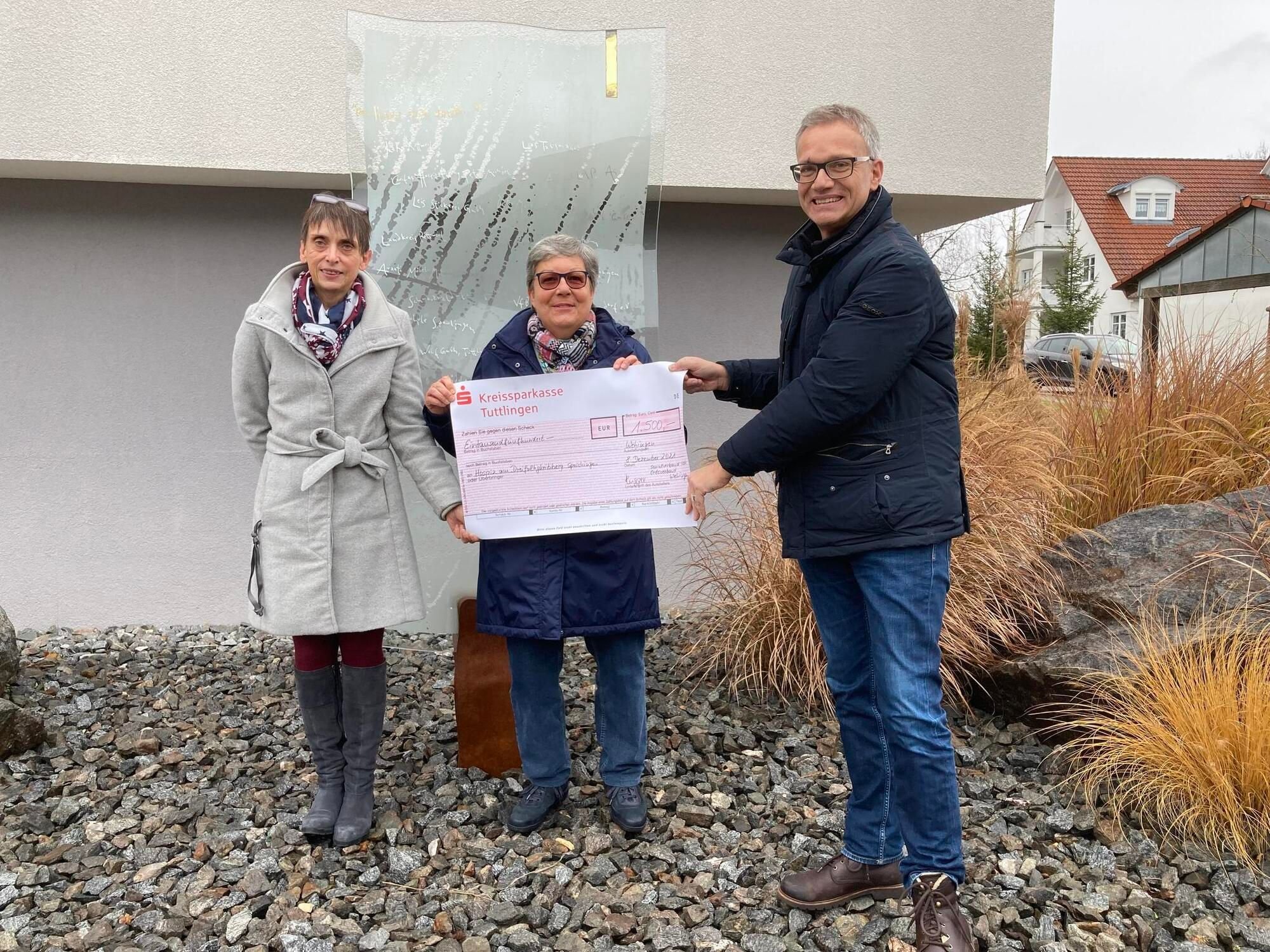 Erfolgreiche Backaktion zu Gunsten des Hospiz Spaichingen