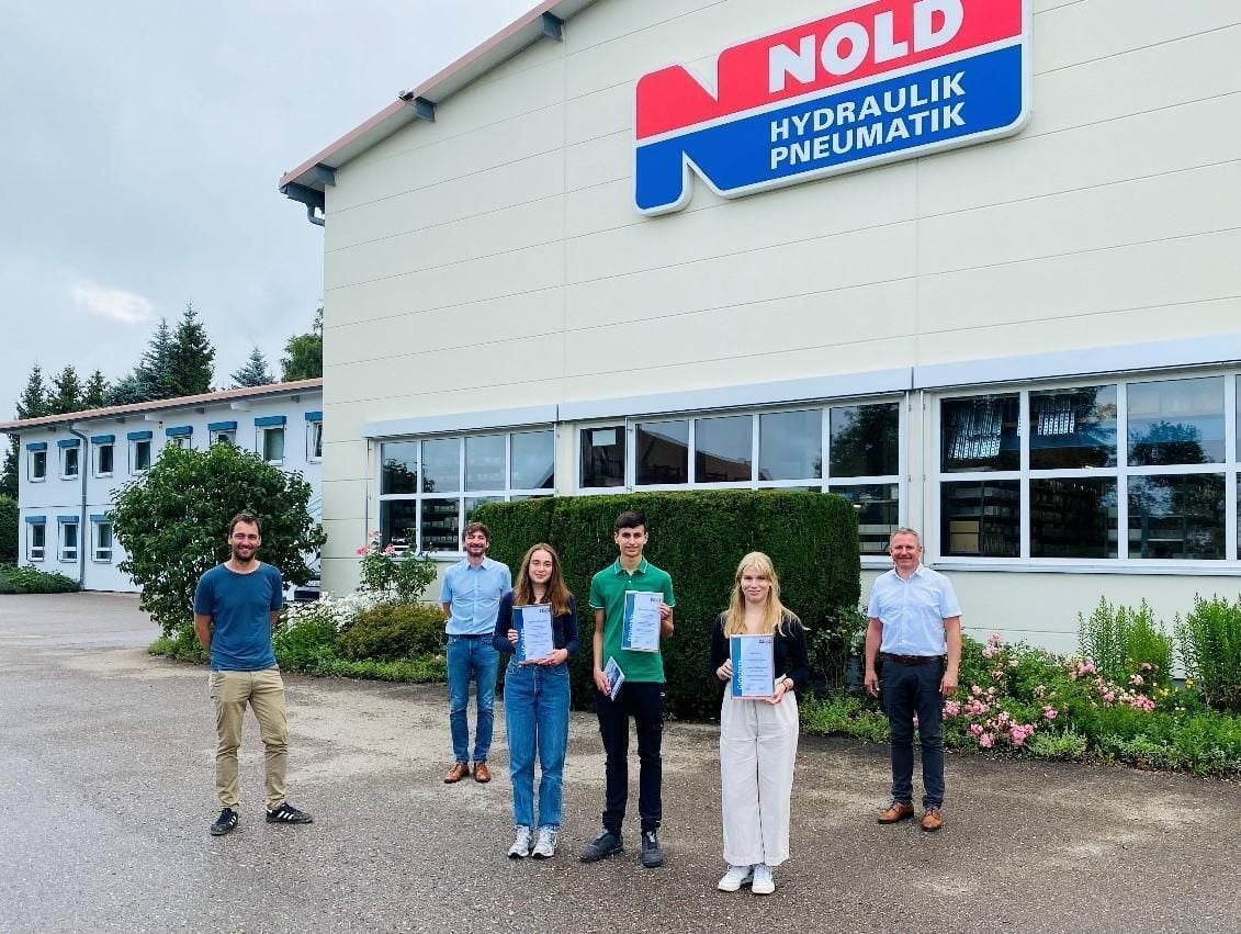 Firma NOLD ehrt Realschüler