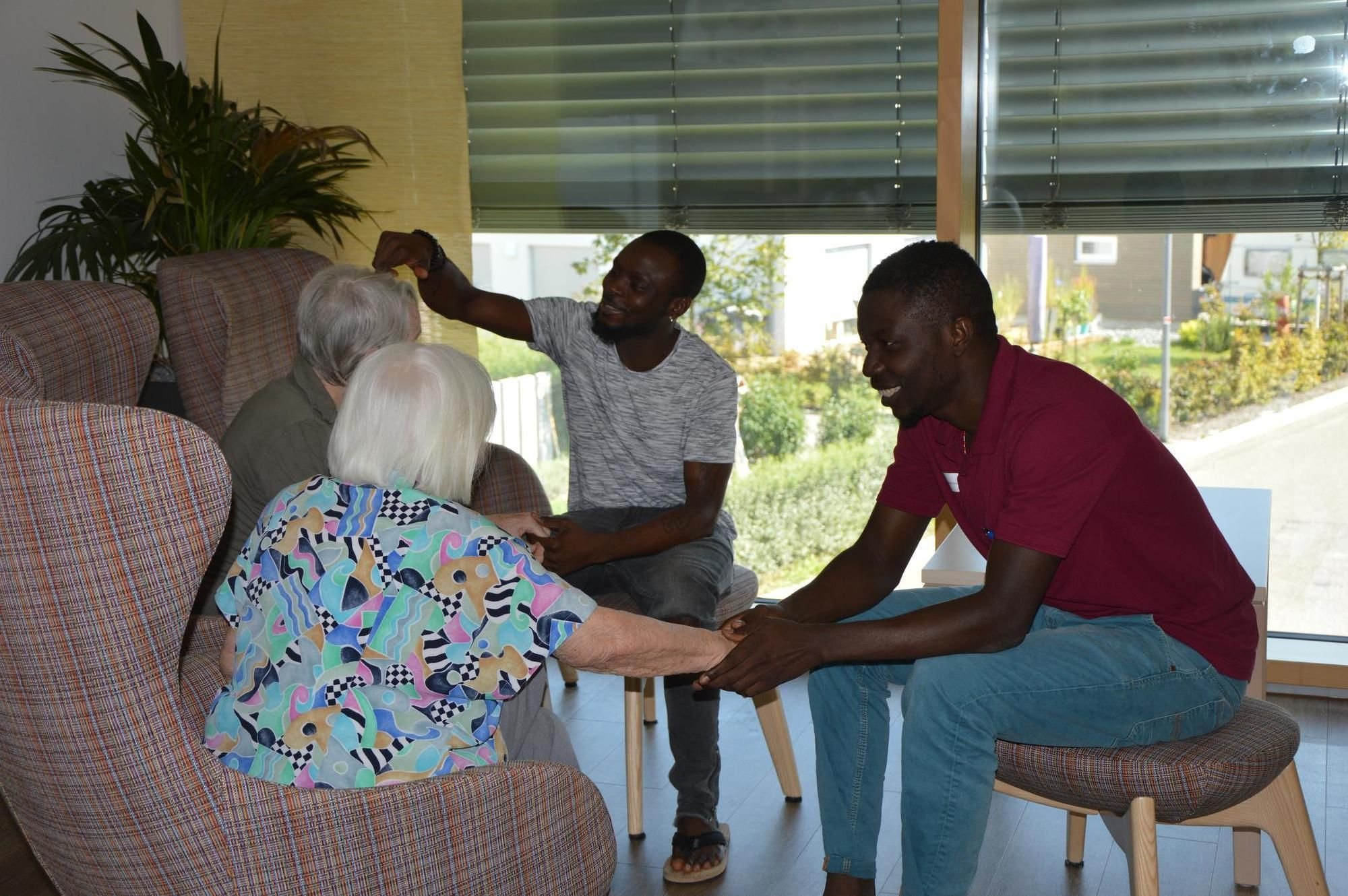 Integration trifft auf Inklusion: Godwin Okoh und Osaretin Enoma haben ...