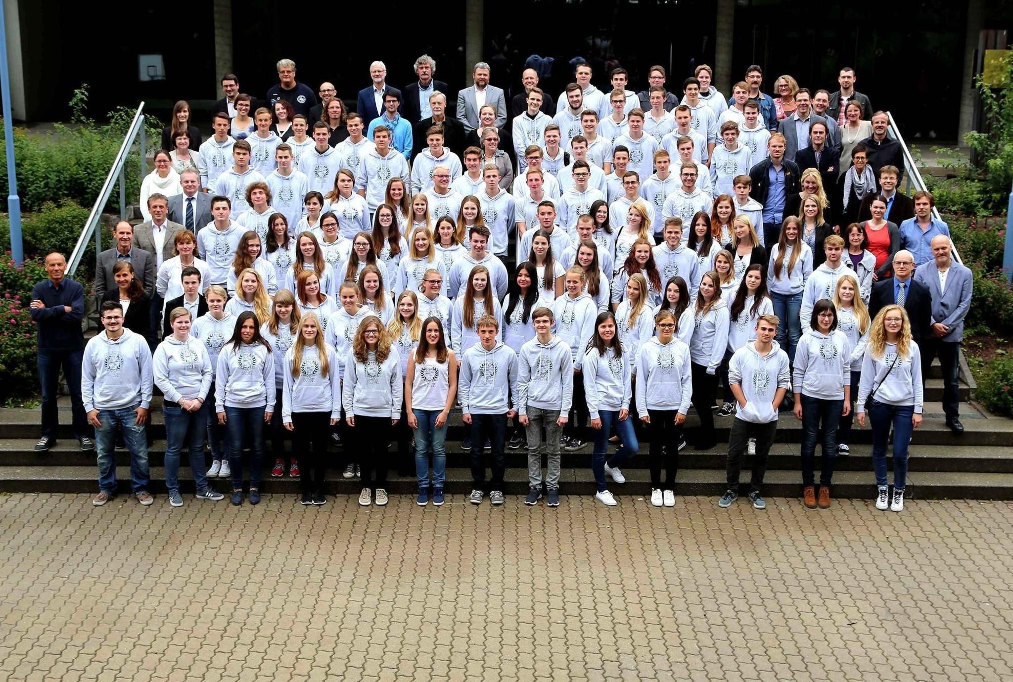 104 Abiturienten am Peutinger-Gymnasium Ellwangen