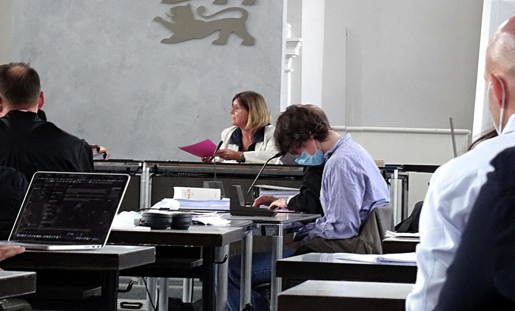 Urteil im Mordprozess Rot am See gefallen: 15 Jahre Haft und Einweisung ...