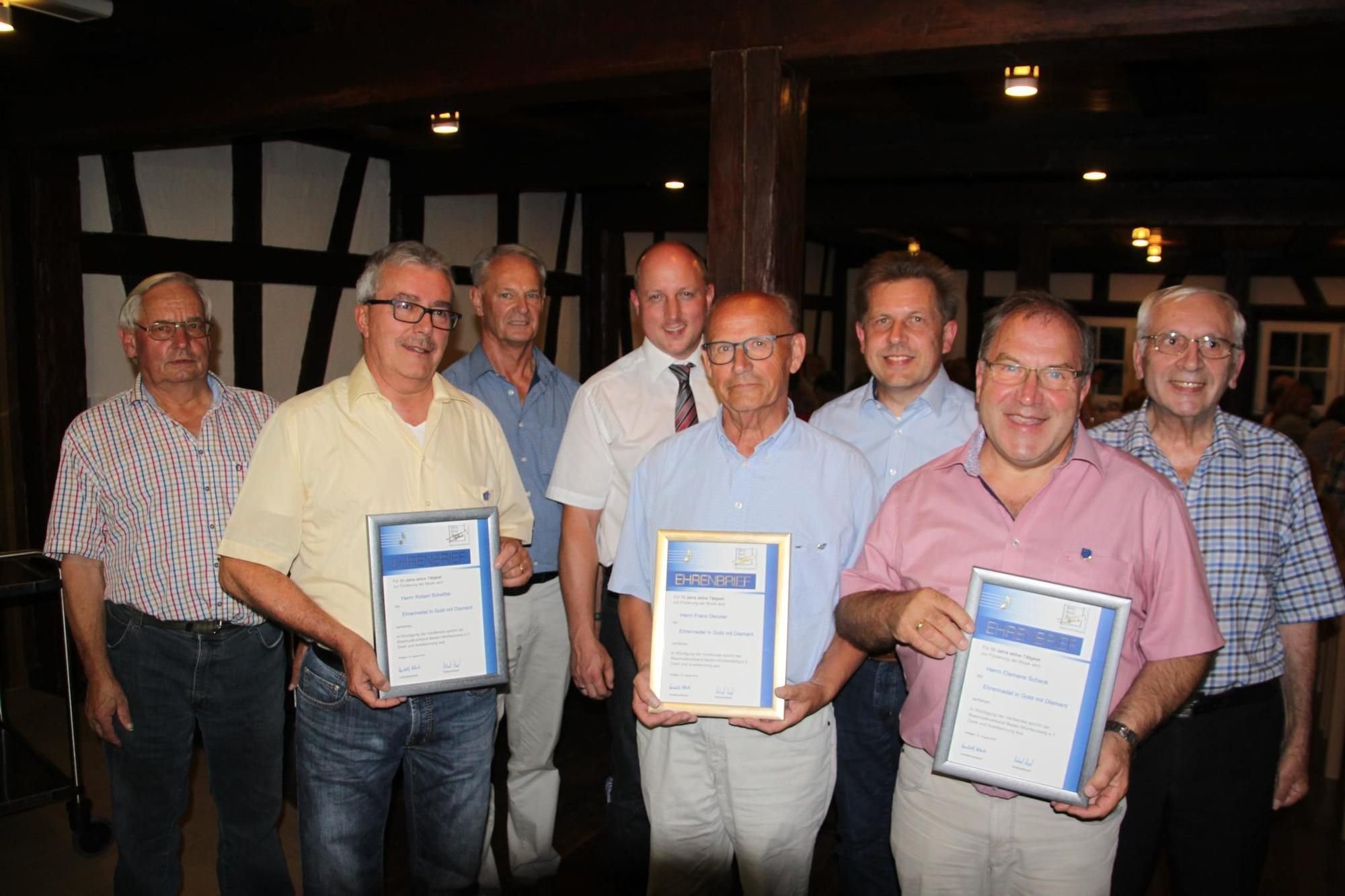 Franz Denzler aus Dürmentingen musiziert seit 70 Jahren