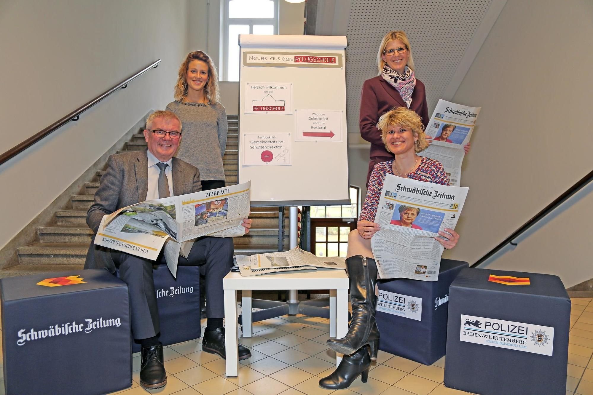 Polizei ist jetzt Lesepate der Pflugschule