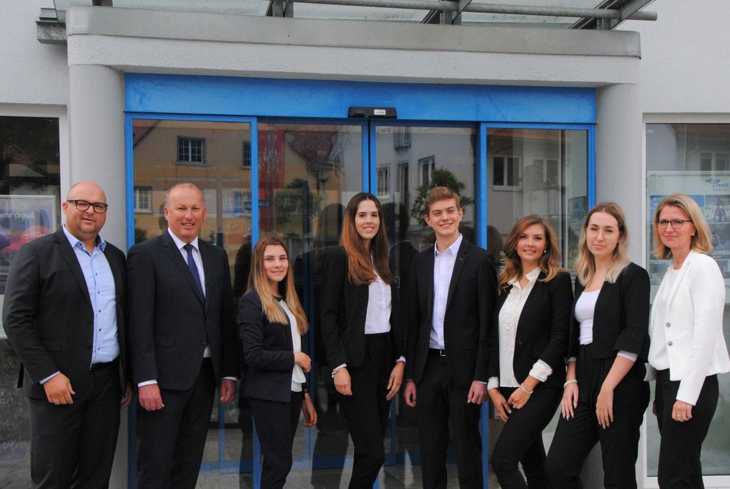 Azubi-Filiale der VR Bank bewährt sich erneut