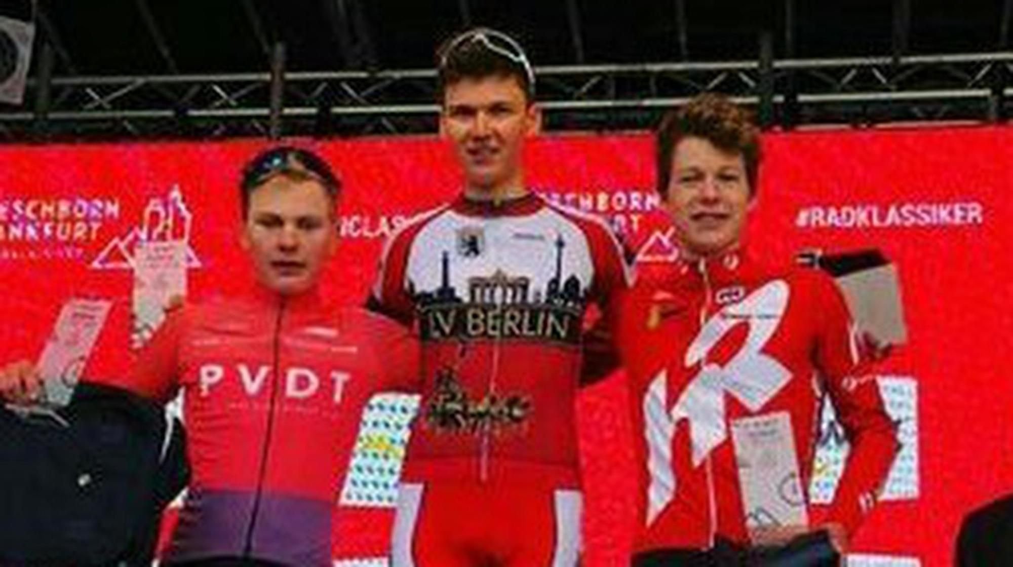 Georg Steinhauser sprintet auf Platz drei