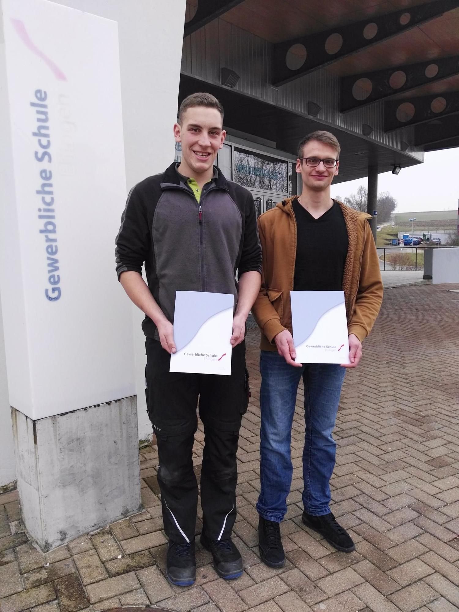 Gewerbliche Schule Ehingen verabschiedet 149 Absolventen