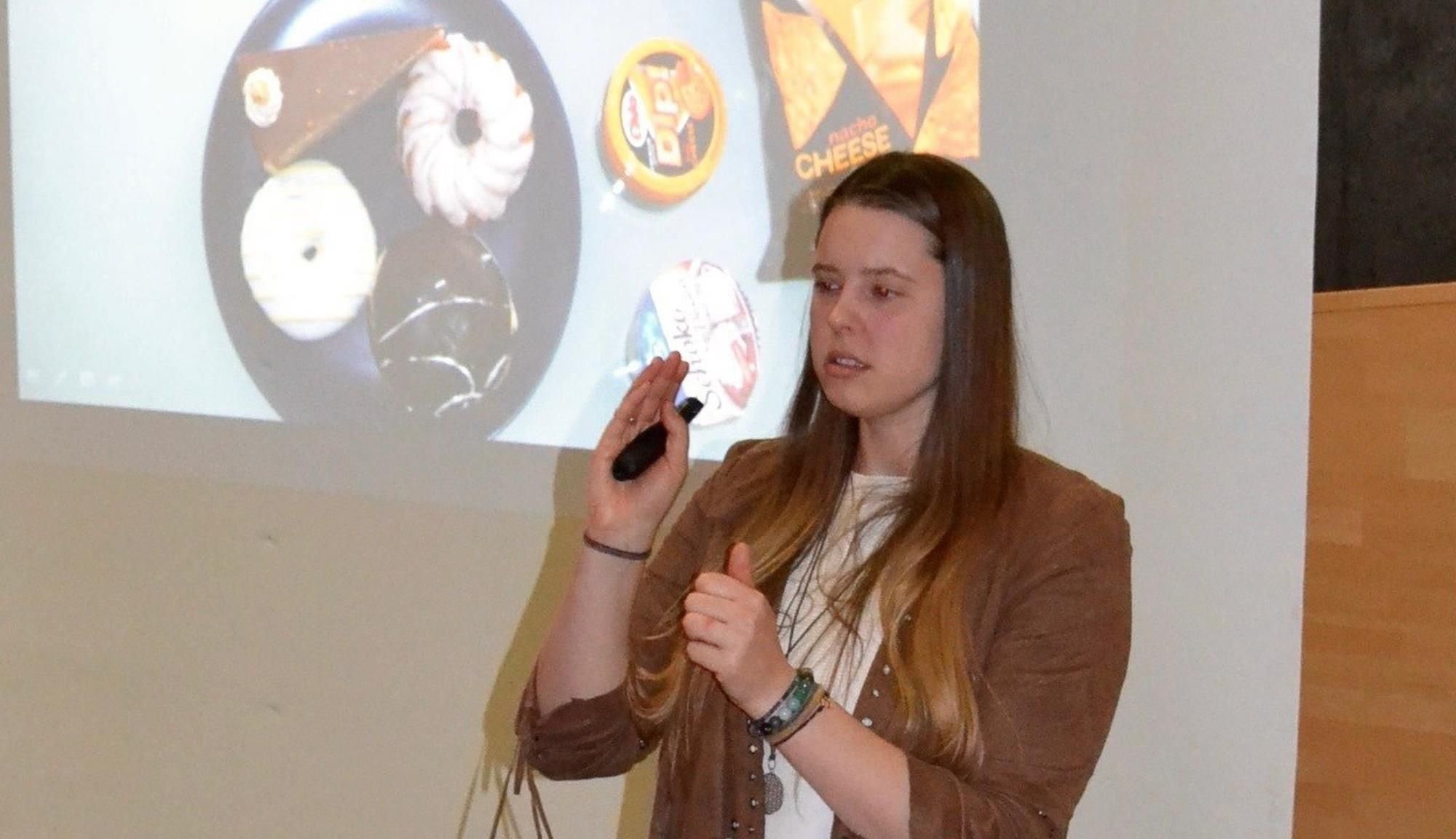 Kera Cook warnt Laichinger vor Verlockungen