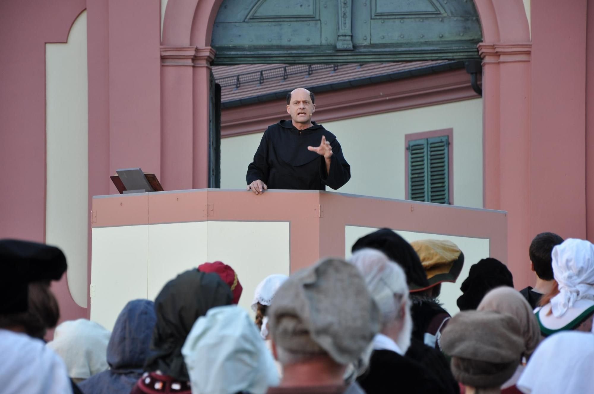 Freilichtschauspiel zeigt Luther als Menschen