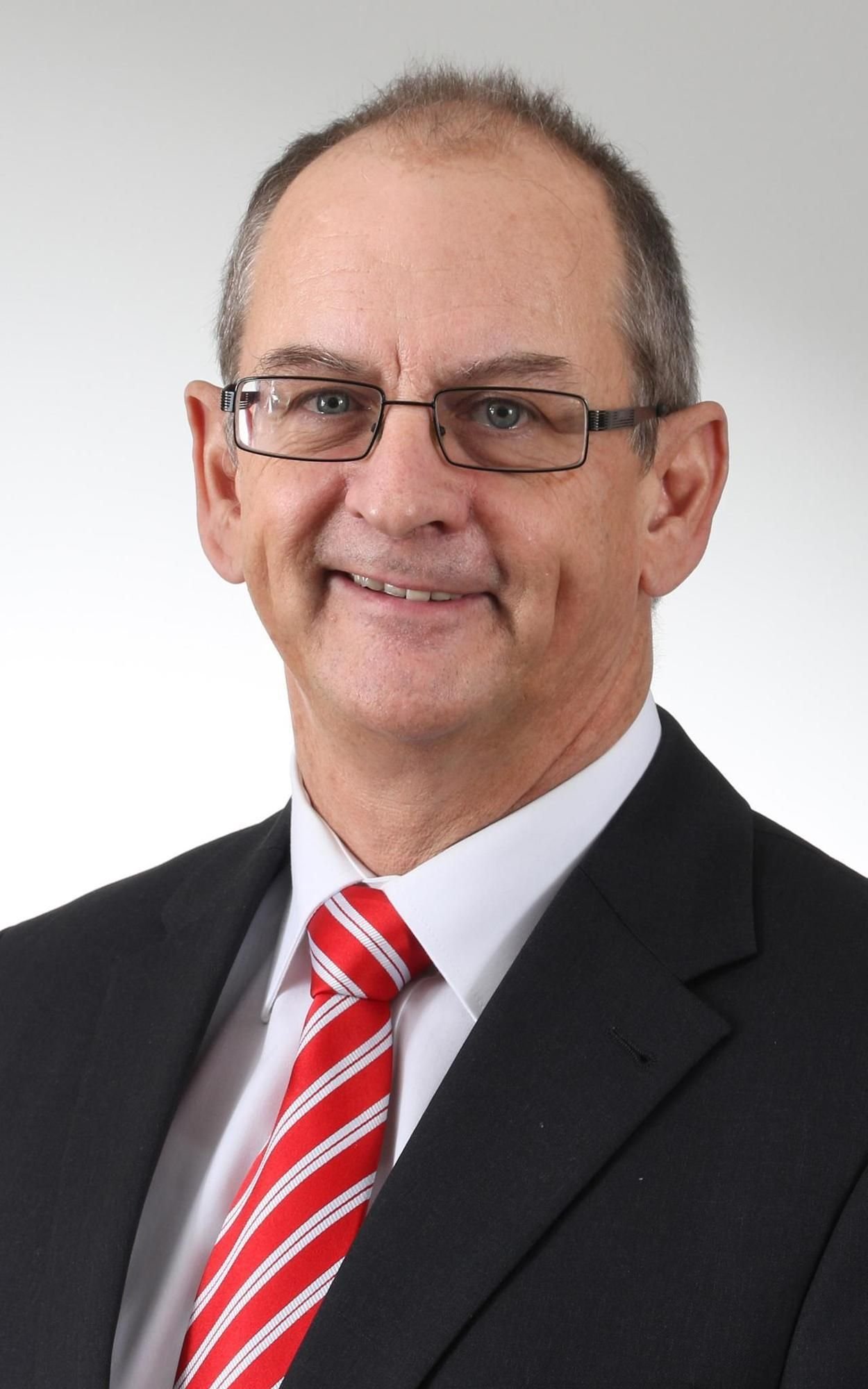 Sparkassendirektor Ludger Kirschey wird 60