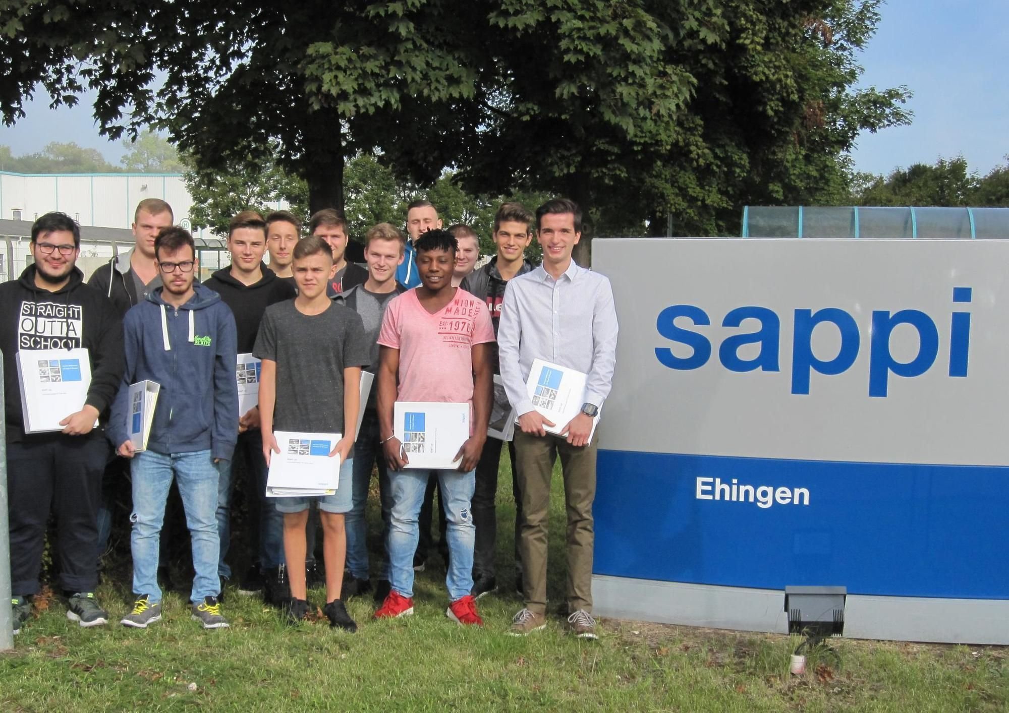 15 Jugendliche beginnen Ausbildung bei Sappi Ehingen