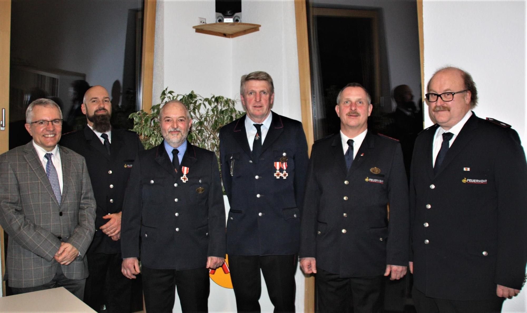 Josef Schmid ist seit 40 Jahren bei der Feuerwehr