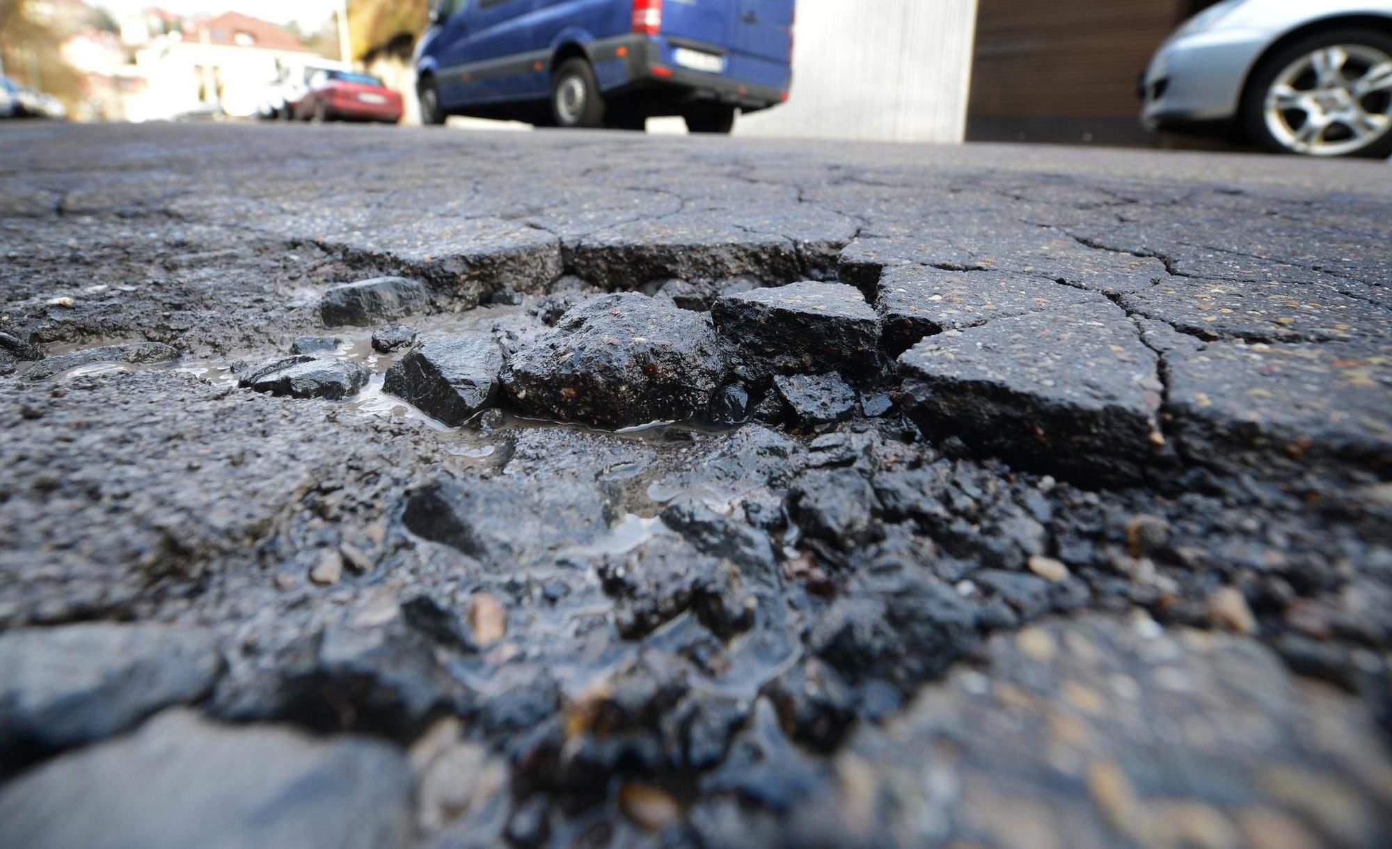 Mehrere Straßen erhalten neuen Belag