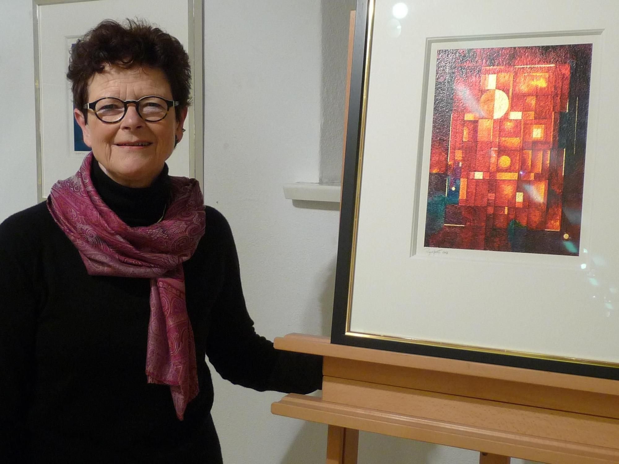 Künstlerin braucht Ruhe und Musik von Bach