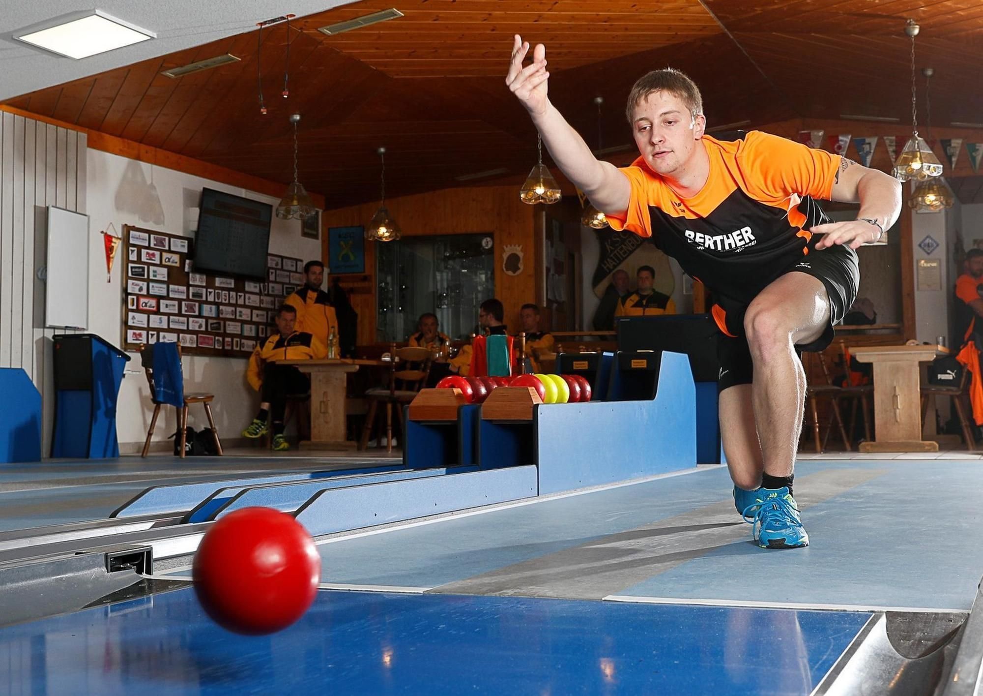 Derbysieg verhilft zum Titel