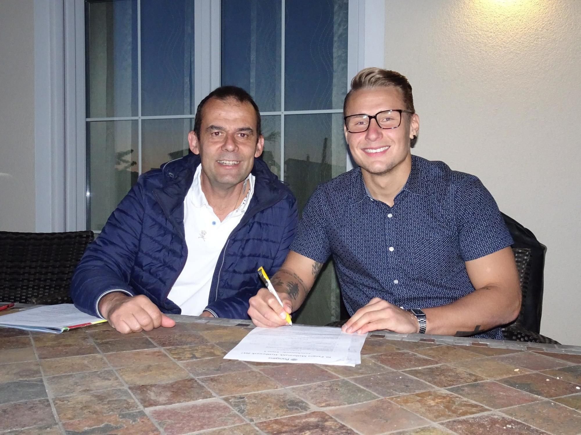 TSV Essingen: Tim Ulrich Ruth bleibt Essinger