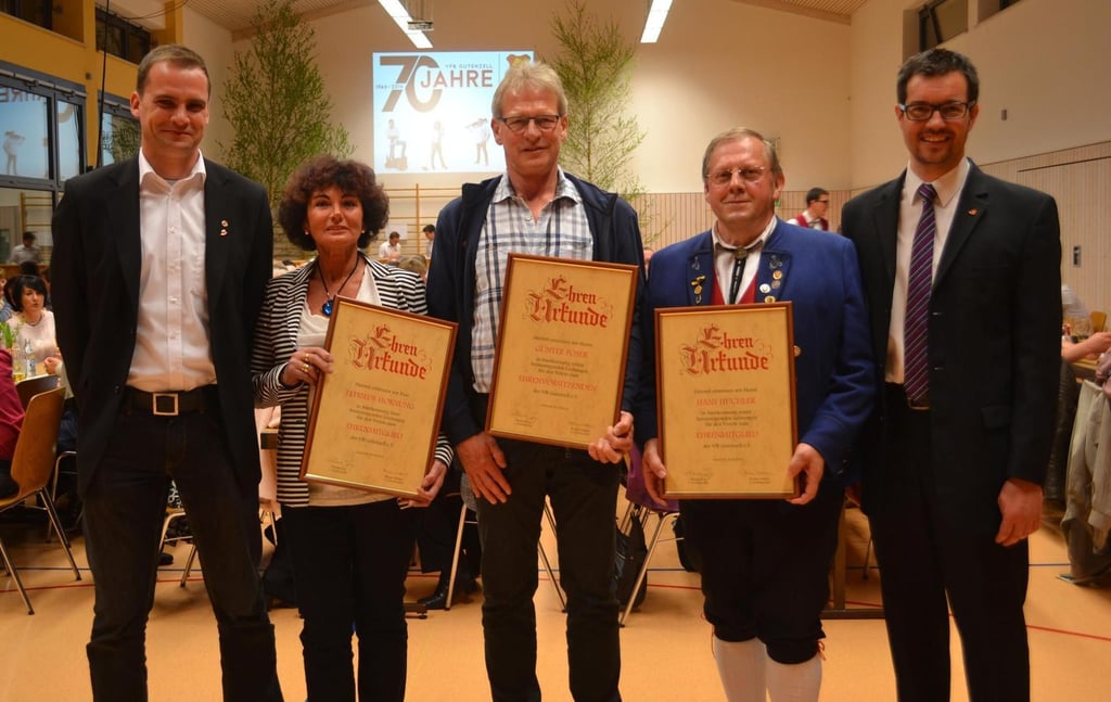 VfB ernennt Günter Poser zum Ehrenvorsitzenden
