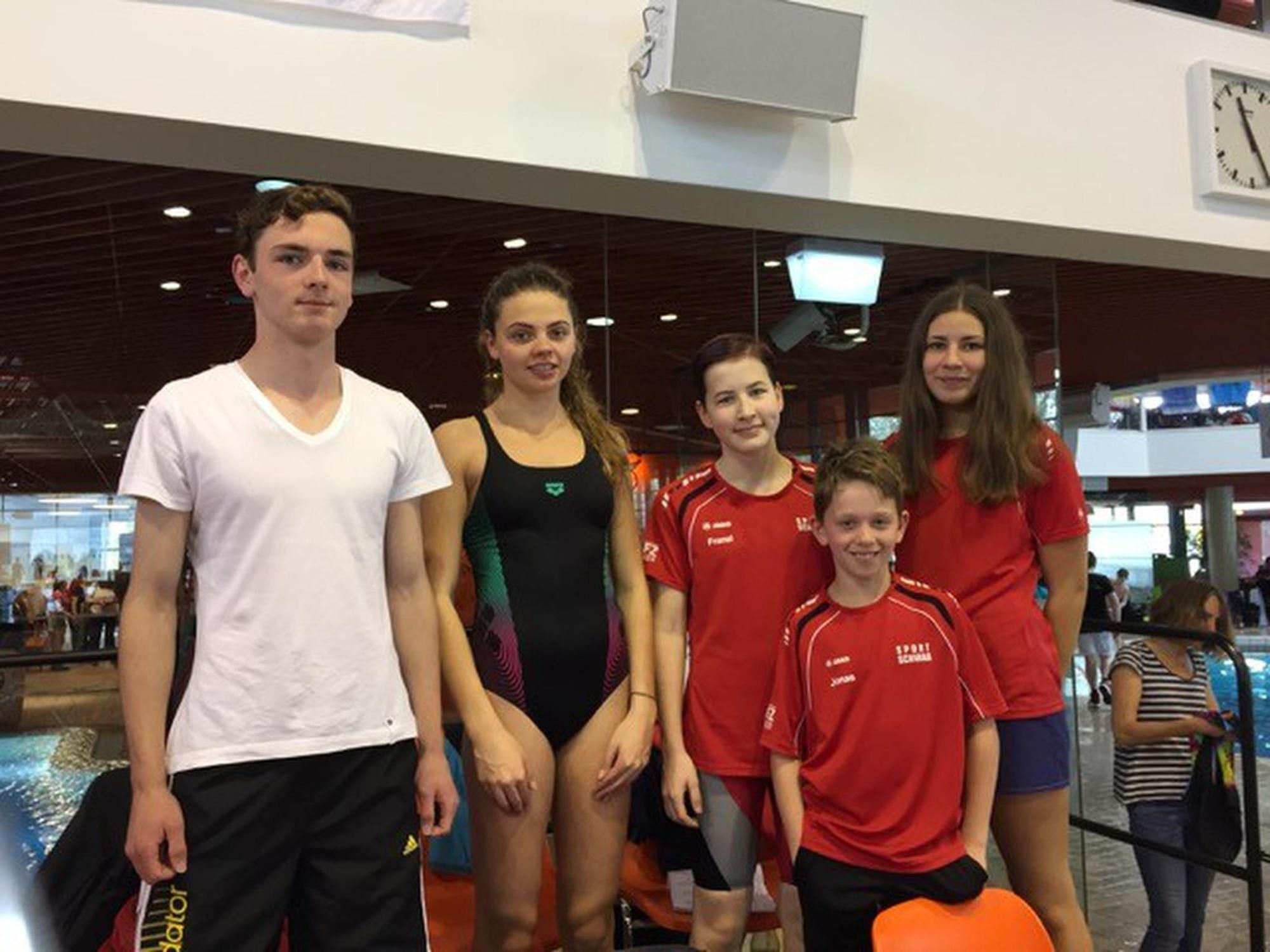 Friederike Hoyer holt sechs Medaillen bei sechs Starts