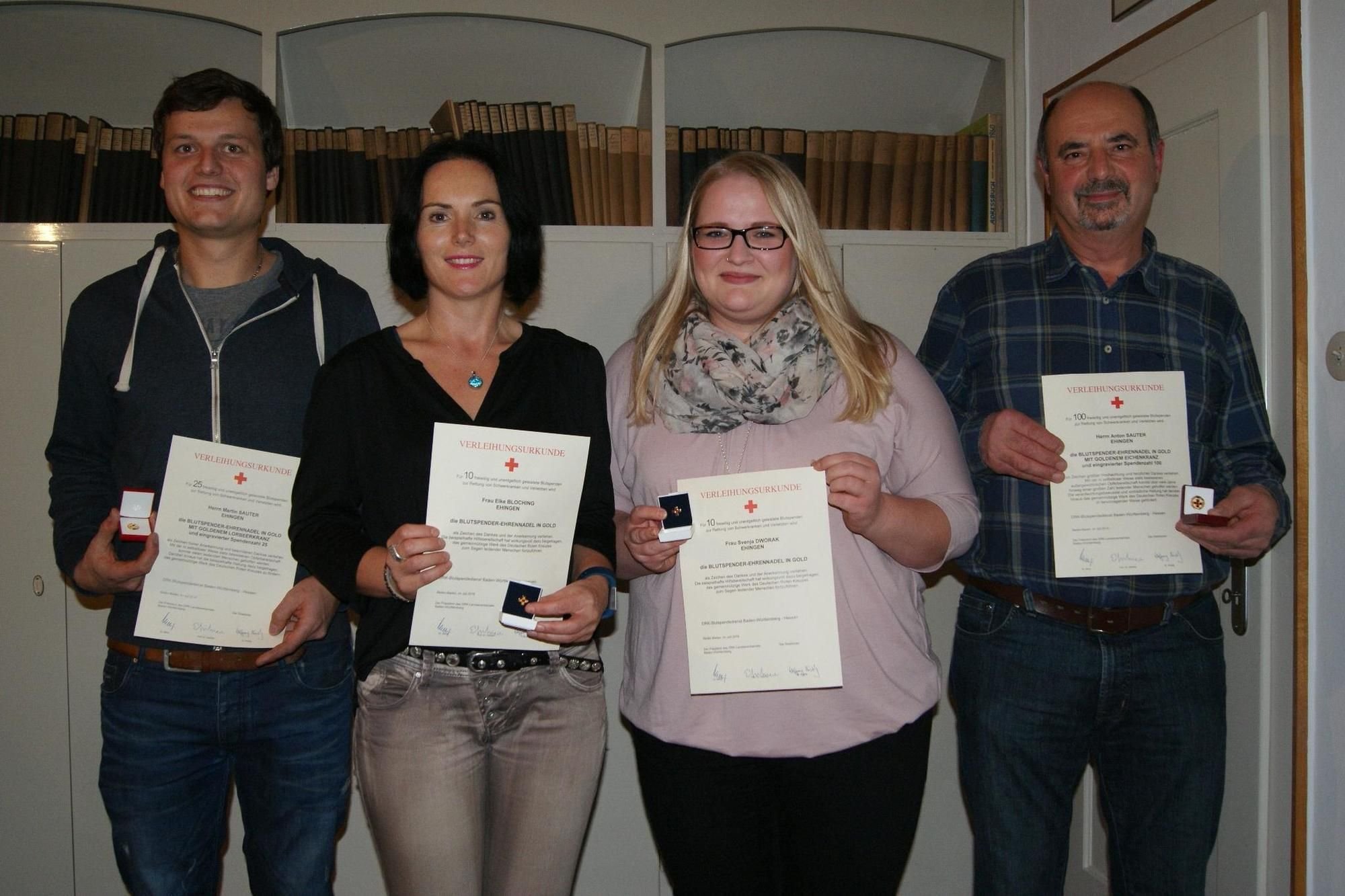 Anton Sauter ist 100-facher Blutspender