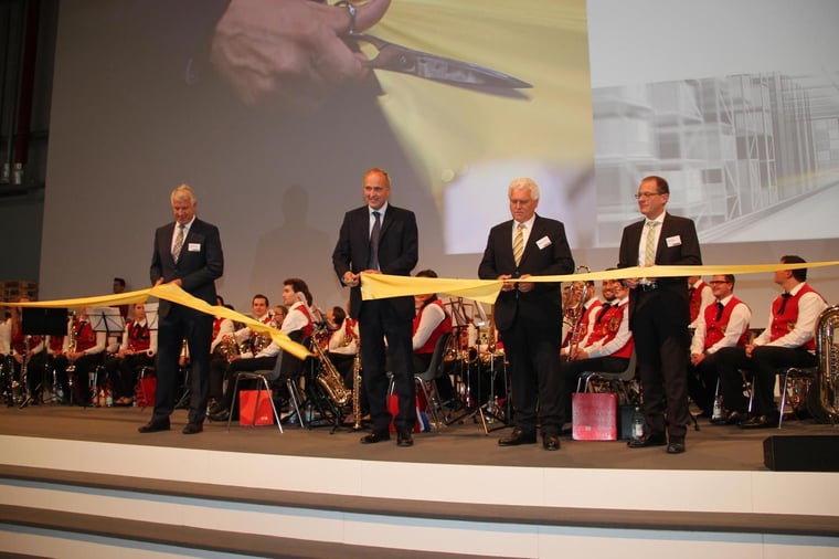 Liebherr eröffnet neues Logistikzentrum