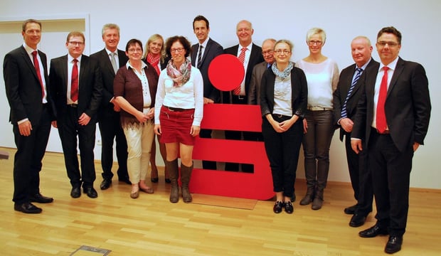 Sparkasse Salem-Heiligenberg ehrt Mitarbeiter