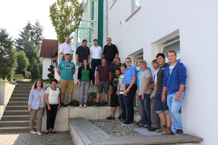 Brobeil Aufzüge begrüßt zehn neue Mitarbeiter