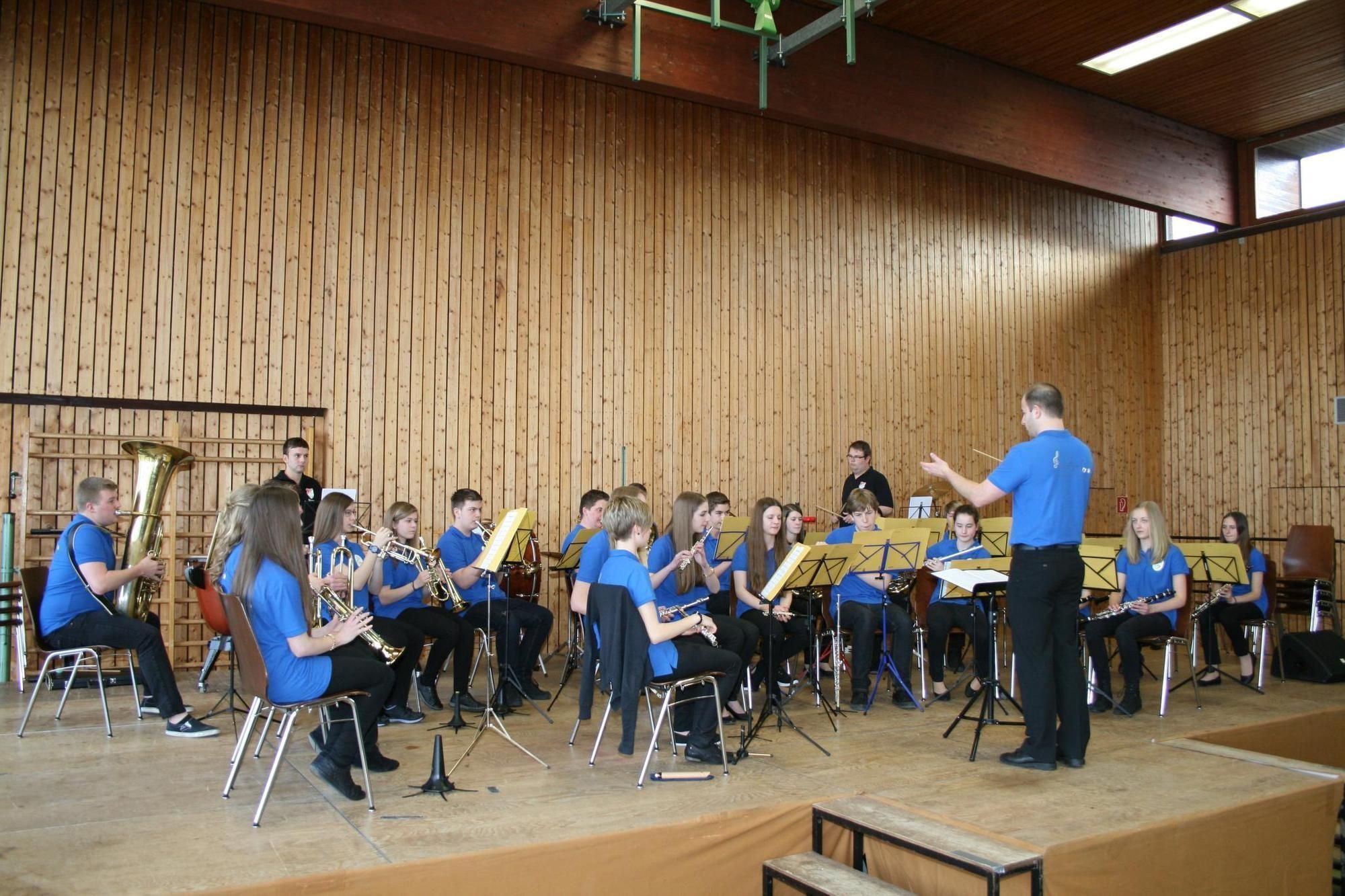 Vier Jugendkapellen ziehen alle Register