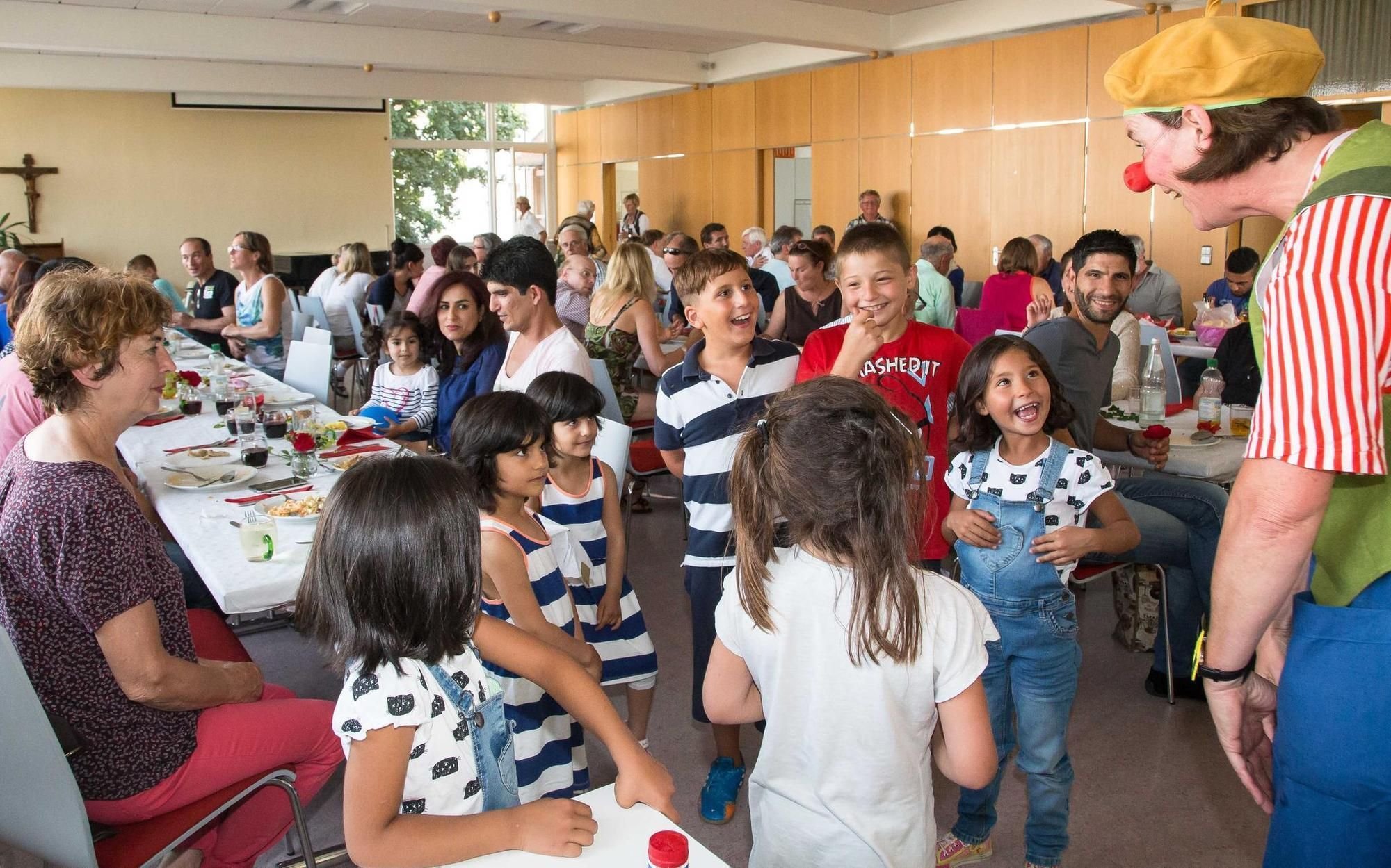 Beim „Fest der Nationen“ kommen sich die Menschen näher