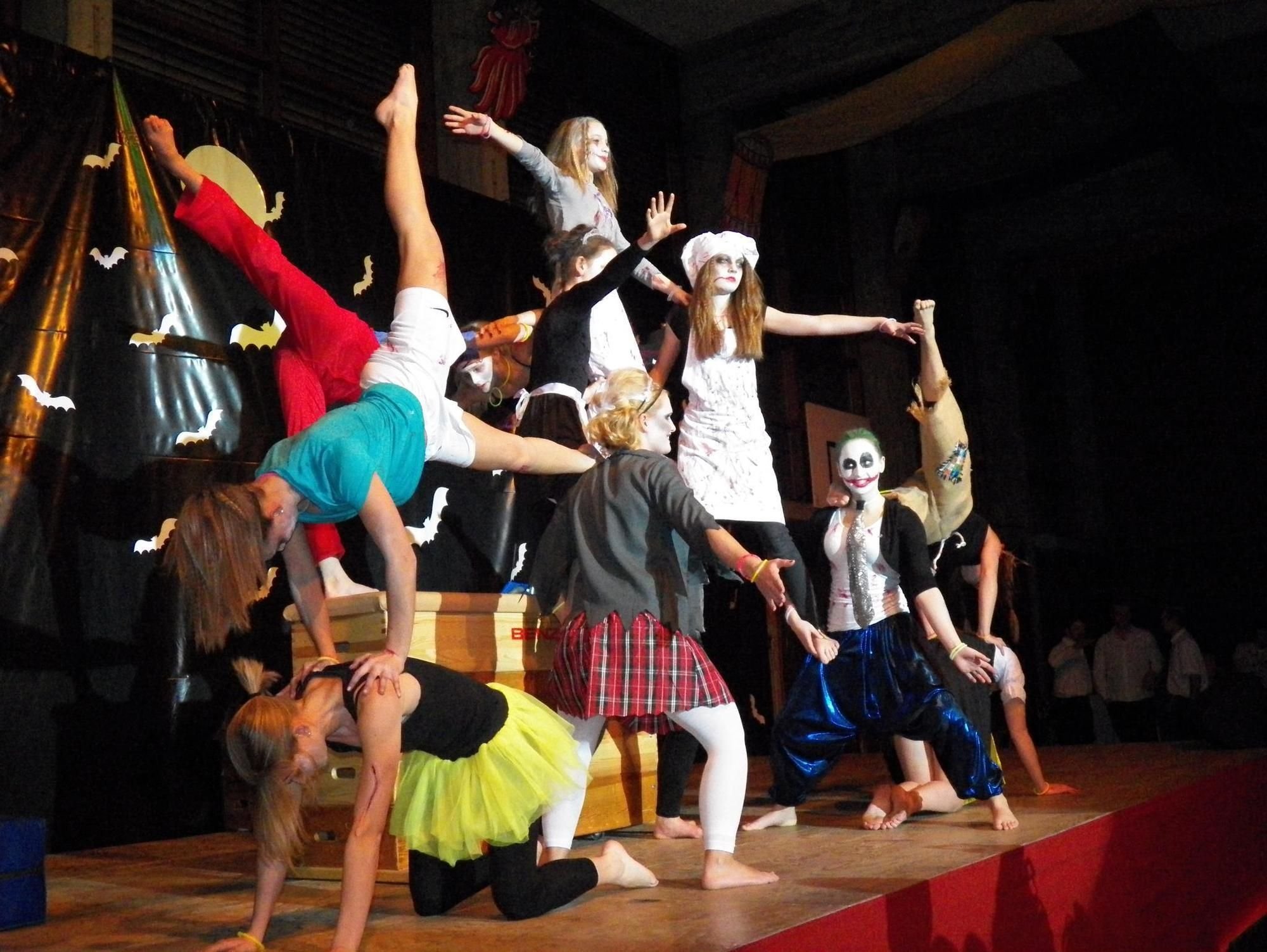 Spuk-Nacht begeistert die Narren