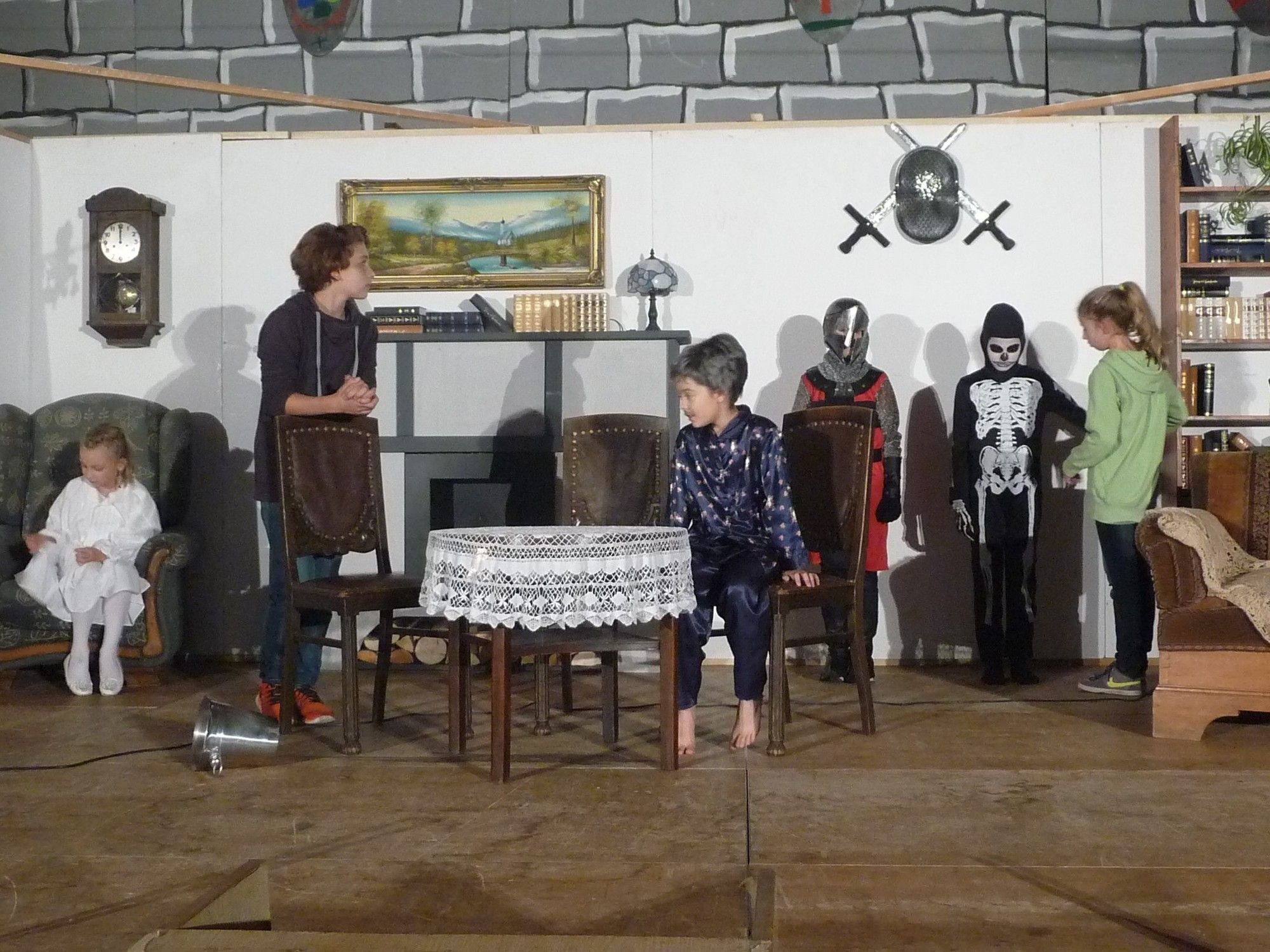 Auf Schloss Balmor tanzen die Geister aus der Reihe