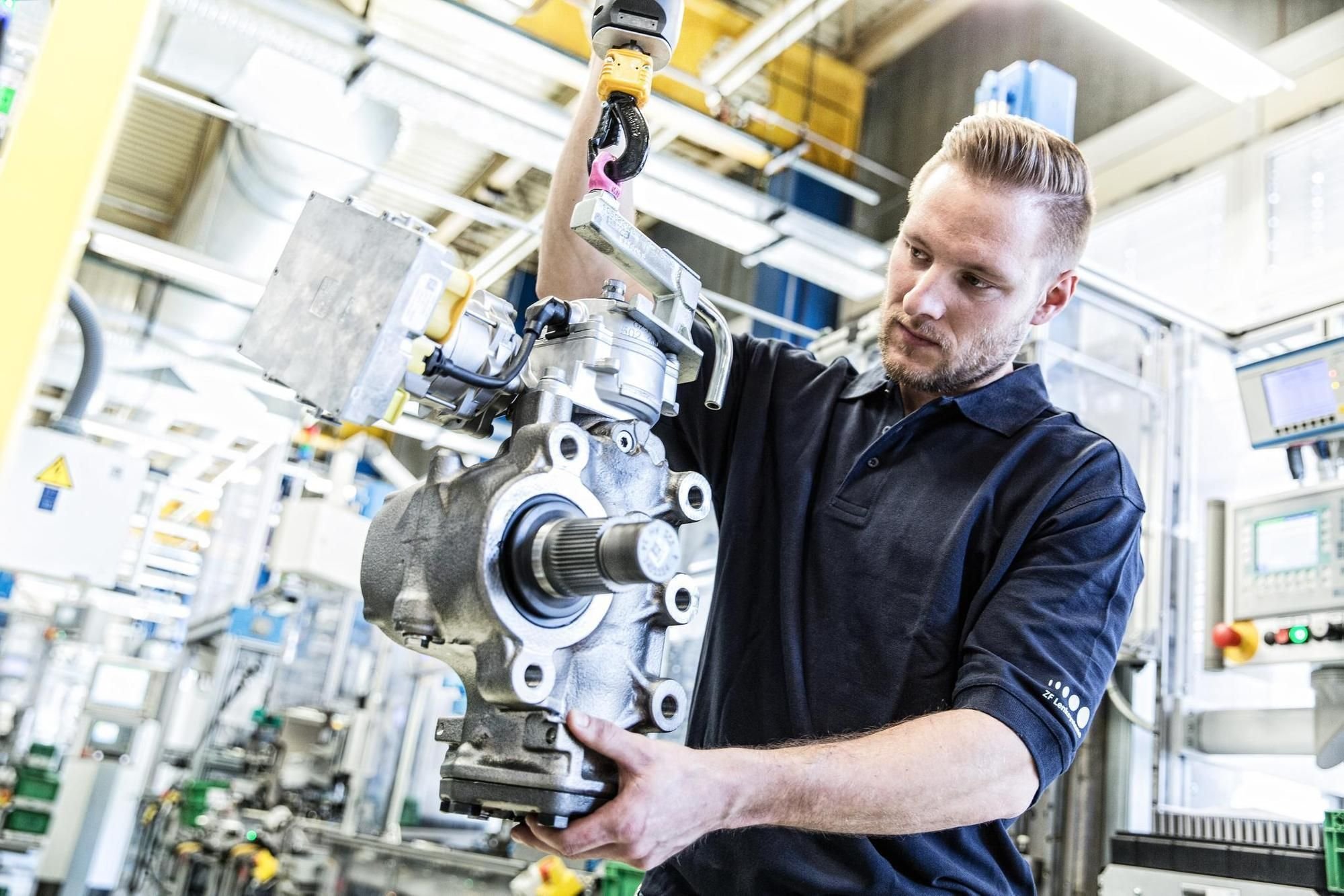 ZF Lenksysteme gehört jetzt Bosch allein