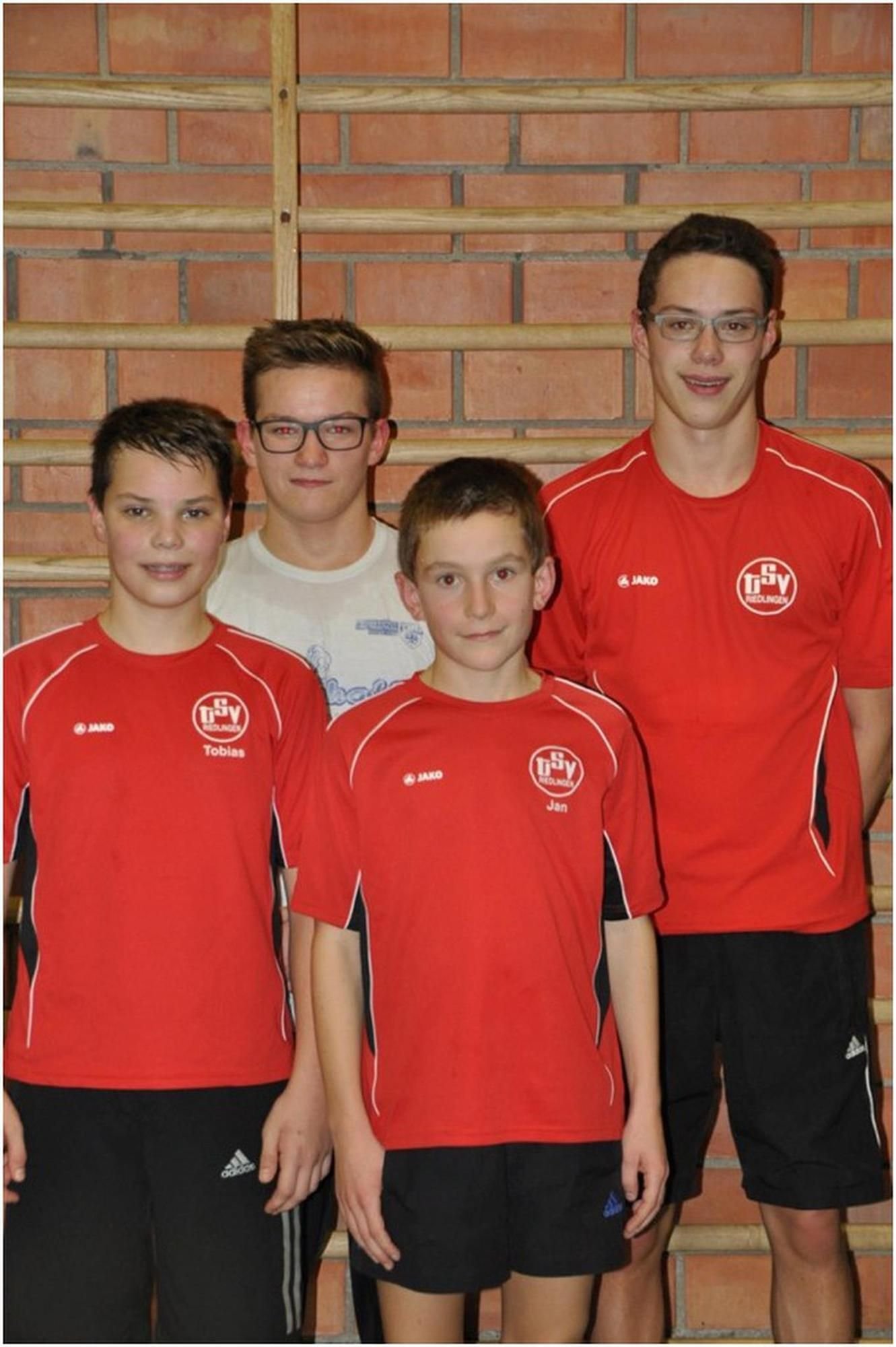 Tim Kapp siegt über 200 Meter Brust