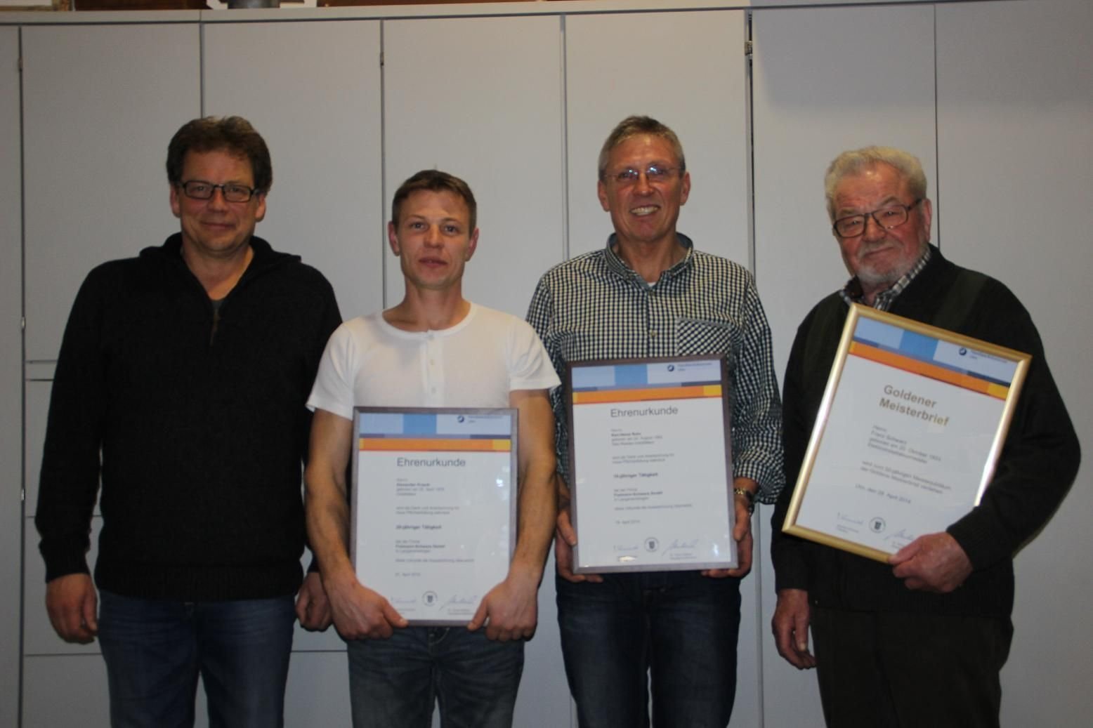 Zwei Urkunden und ein Goldener Meisterbrief