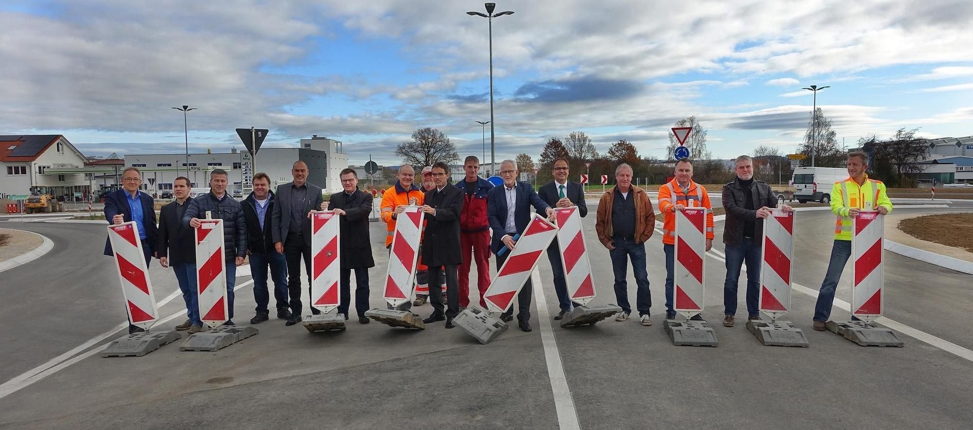 Schneller als erwartet: Der Kreisel im Industriegebiet Neunheim ist ...