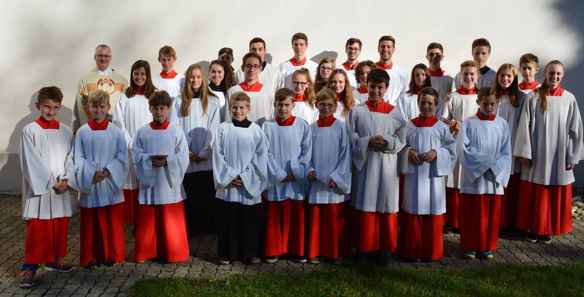 Kirchengemeinde begrüßt neue Ministranten