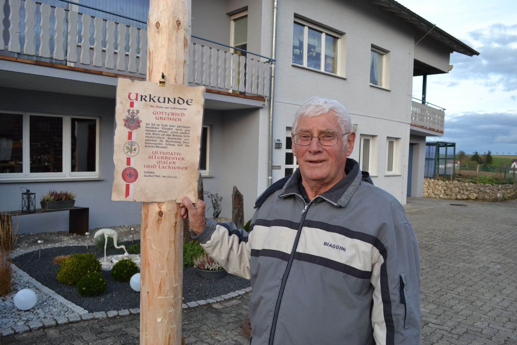 Gottfried Greiner erhält den goldenen Meisterbrief