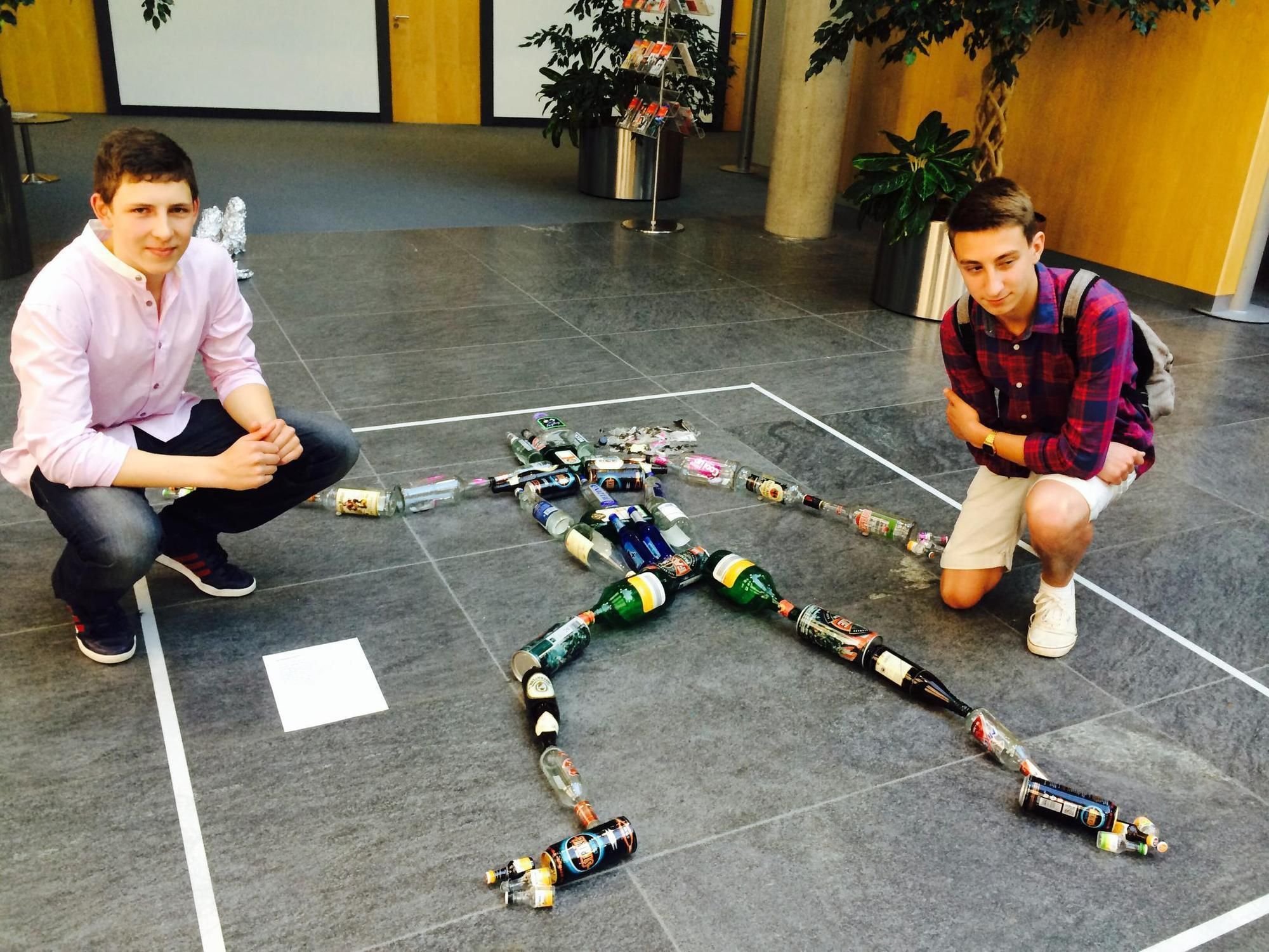 Zeichnungen, Fotos, Gemälde: Häfler Schüler zeigen, was sie beschäftigt