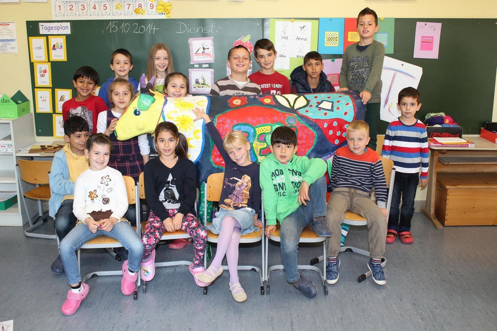 „Kuh Resi“ in vier Sprachen