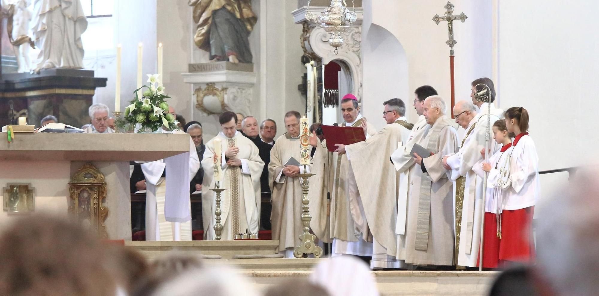 Apostolischer Nuntius überbringt Papstgrüße