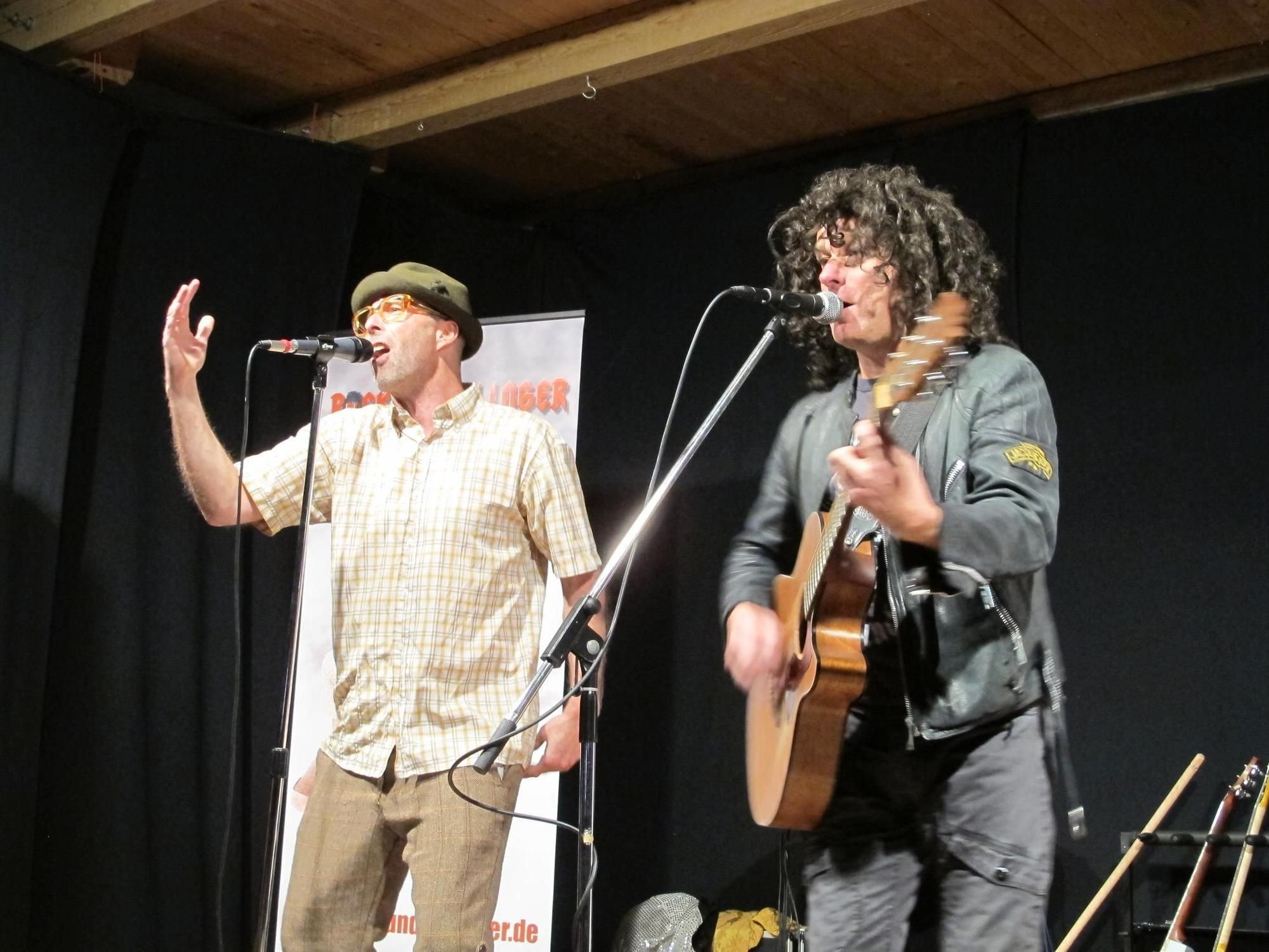 Rock und Rollinger rocken den Farrenstall